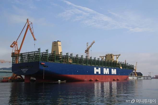 돌아온 줄 알았던 '남자의 주식' 흠슬라..HMM, 신저가 찍으며 추락