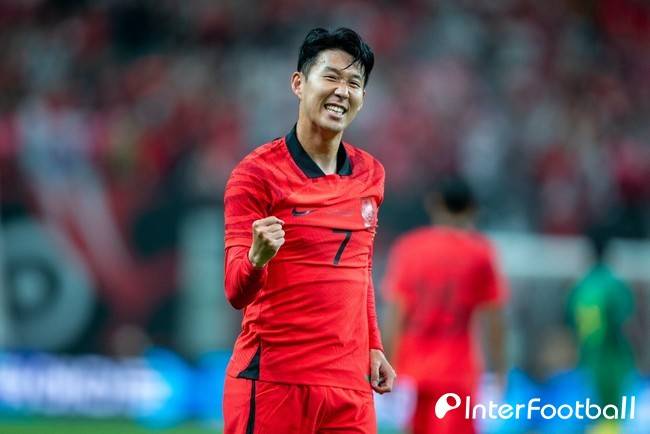 월드클래스 입증 손흥민 설기현 박지성 계보 이어 발롱도르 22위→11위 등극