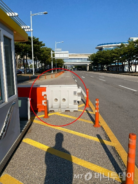 르포 4년 전 버스 치여 사망한 자리 다시 가봤더니