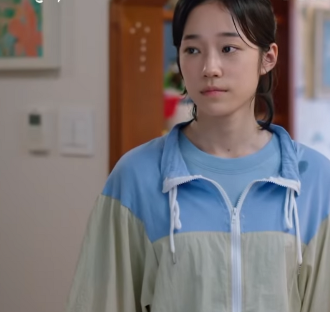 요즘 여친짤 대세 이분선화예고 출신 이대생 배우 노윤서 여친룩의 정석 스타일링 어썸클