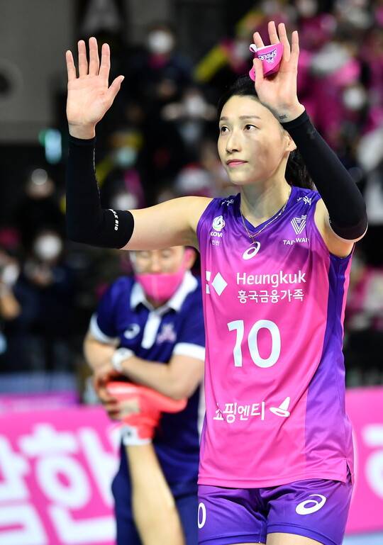 여제 보러가자 상상 그 이상을 보여준 연경효과 V리그 역대급 흥행 온다 스한 위클리