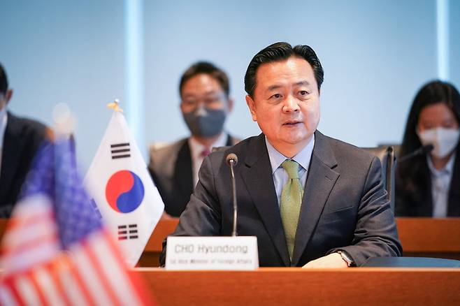 외교 1차관 강제징용 한일 양측 호혜적 조치 있어야 해결