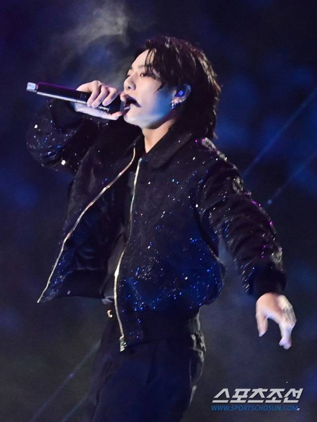 포토 Bts 정국 카타르월드컵 공식주제가 열창