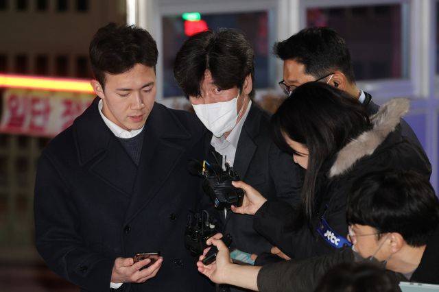 풀려난 남욱 죄송” ‘李 경선자금엔 ” 포착