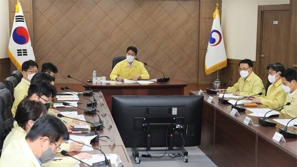 관세청 화물연대 파업대비 비상통관 가동‥적재·반출기한 연장