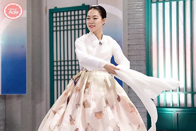 열애설도 없이 결혼 소식 전했던 여배우가 전한 깜짝 근황 뉴스에이드