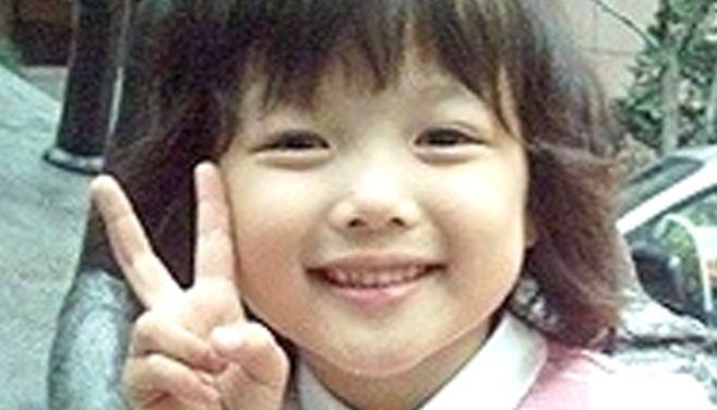 엄마가 우연히 인터넷에 올린 사진 덕에 데뷔했던 아역 배우 근황 뉴스에이드