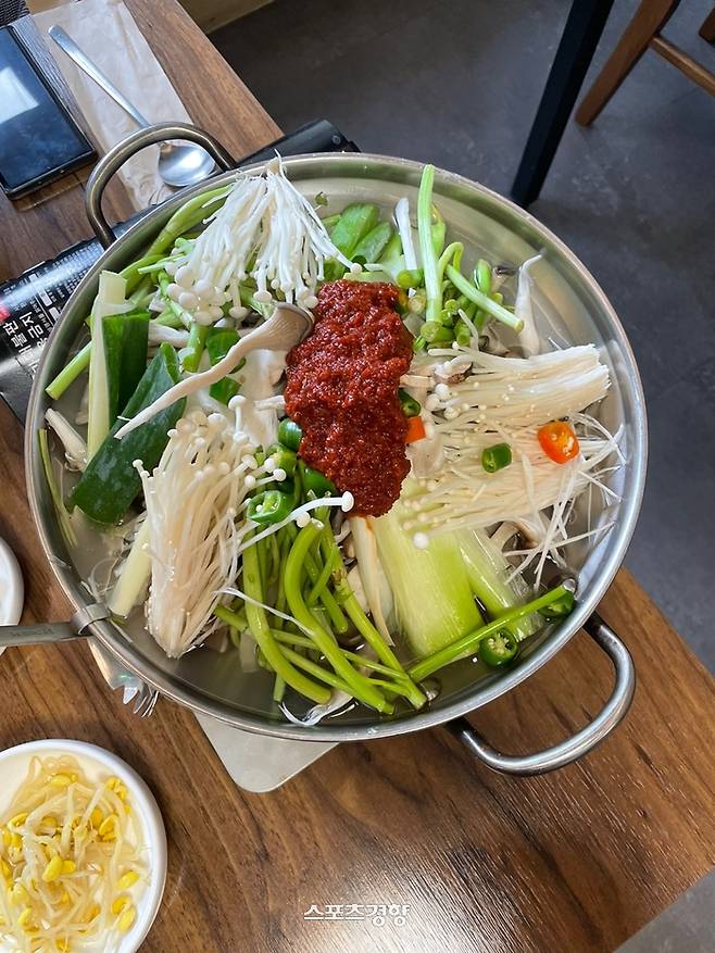‘국밥부장관 성시경 따라 맛본 아재 맛집 편식쟁이 주바리의 내돈내먹 찐리뷰