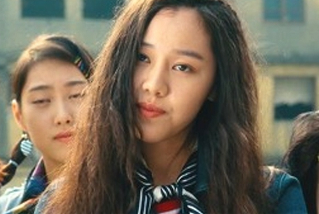 초미녀로 돌아온 써니 소녀시대 리더 삶은영화