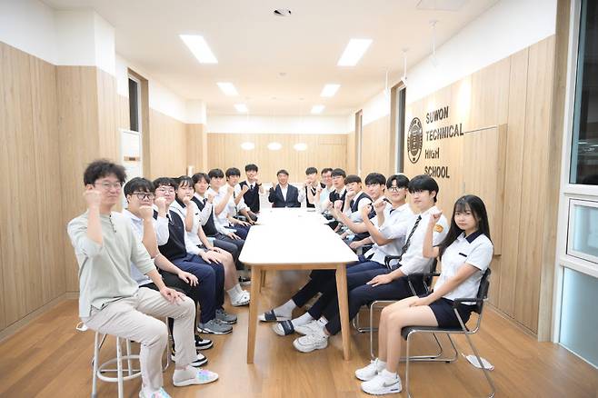 취업 걱정없는 명품학교 〈360〉수원공업고등학교