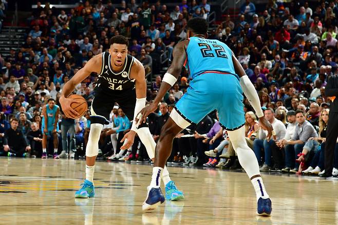 ‘아데토쿤보 36득점 밀워키 피닉스 잡고 Po 진출 확정 Nba
