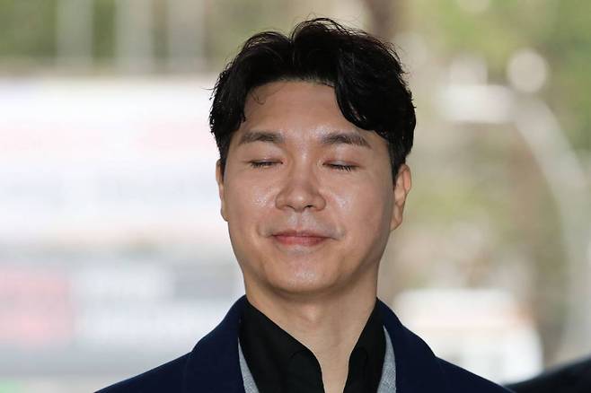 "Whose Money Is the Brother Lawyer Expense?" Park Soo-hong , The Start ...