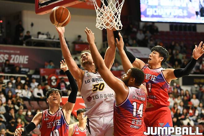 우승 다가선 KGC, 더 뜨거워진 LG와 SK 2위 경쟁