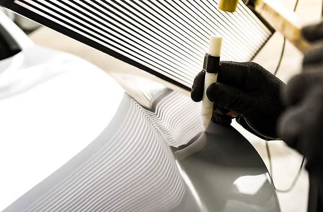 자동차 찌그러짐 복원 셀프 덴트정말 직접 가능할까 픽플러스