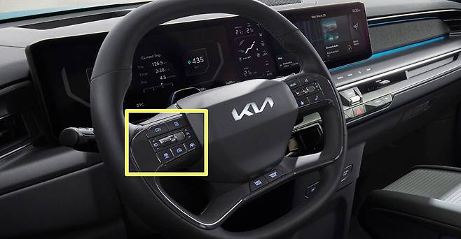 기아 EV9 핸들에 'A' 버튼 누르면 HDP 작동된다 [EV리뷰] | 블로터