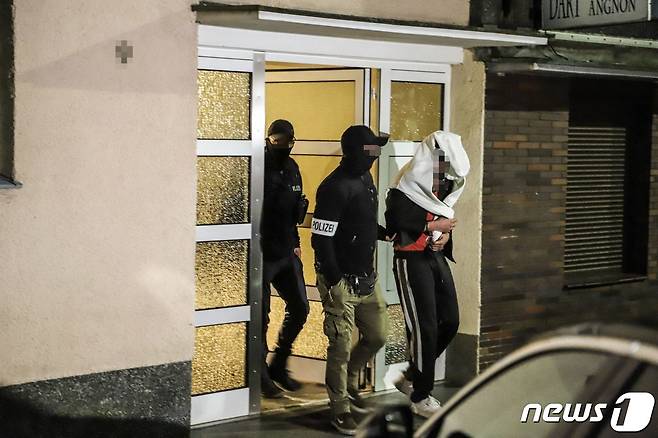 유럽 경찰 합동 급습 작전으로 伊 최대 마피아 조직원 130여명 체포