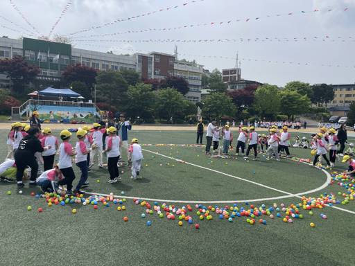 동두천초교 개교 100주년 맞아 동문과 어울림 한마당 열어