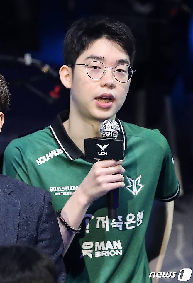엄티 엄성현 새로운 스폰서와 함께 우승 할게요