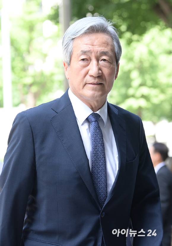 포토 현대家 결혼식 참석한 정몽준 아산재단 이사장