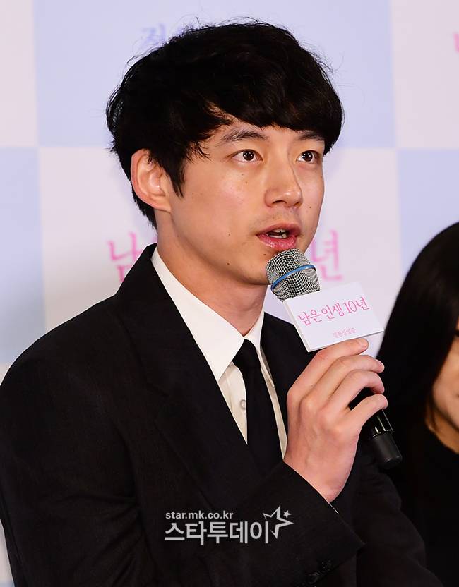 ‘남은 인생 10년 사카구치 켄타로 韓 무대인사 즐거워”