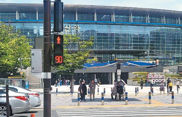 진화한 보행신호등적색→녹색 잔여시간 표시