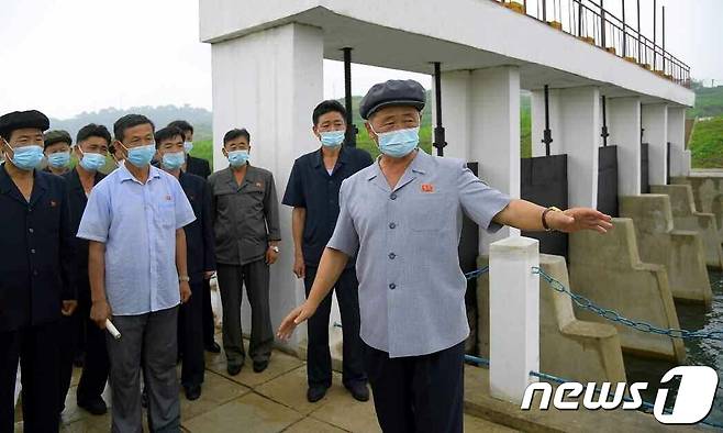 북한 새 물길공사 완공알곡 생산 더 늘일 수 있게 돼