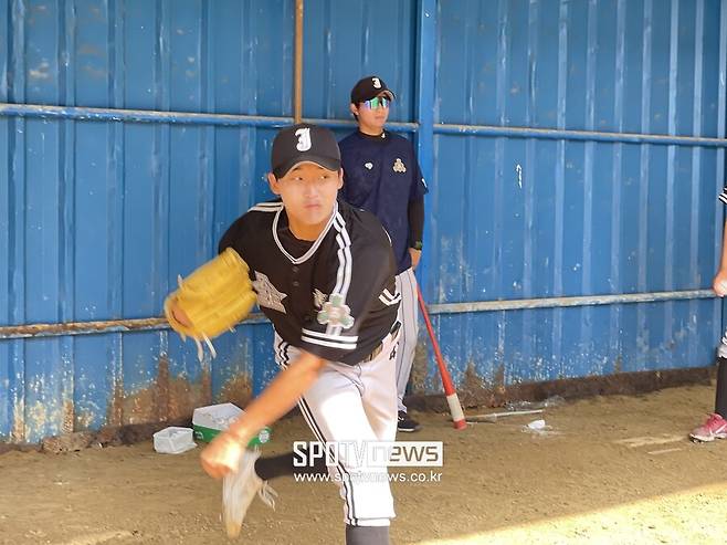‘무궁무진한 잠재력‘ 1r 유력 좌완 파이어볼러 관심도 즐길 줄 안다