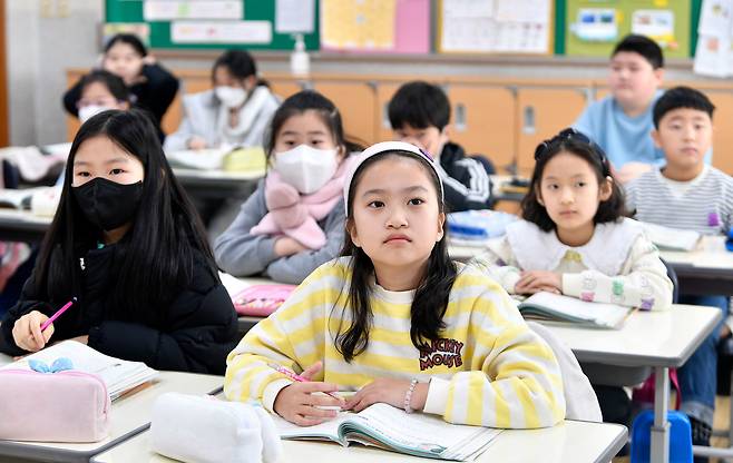 트렌드 120만원 짜리 악필 교정 학원에 자녀 보내는 부모들학교 글쓰기 교육은 반대해도 문해력 저하는 싫어
