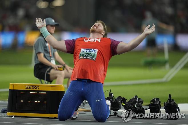 크라우저 세계육상 남자 포환 우승100m는 예선부터 불꽃