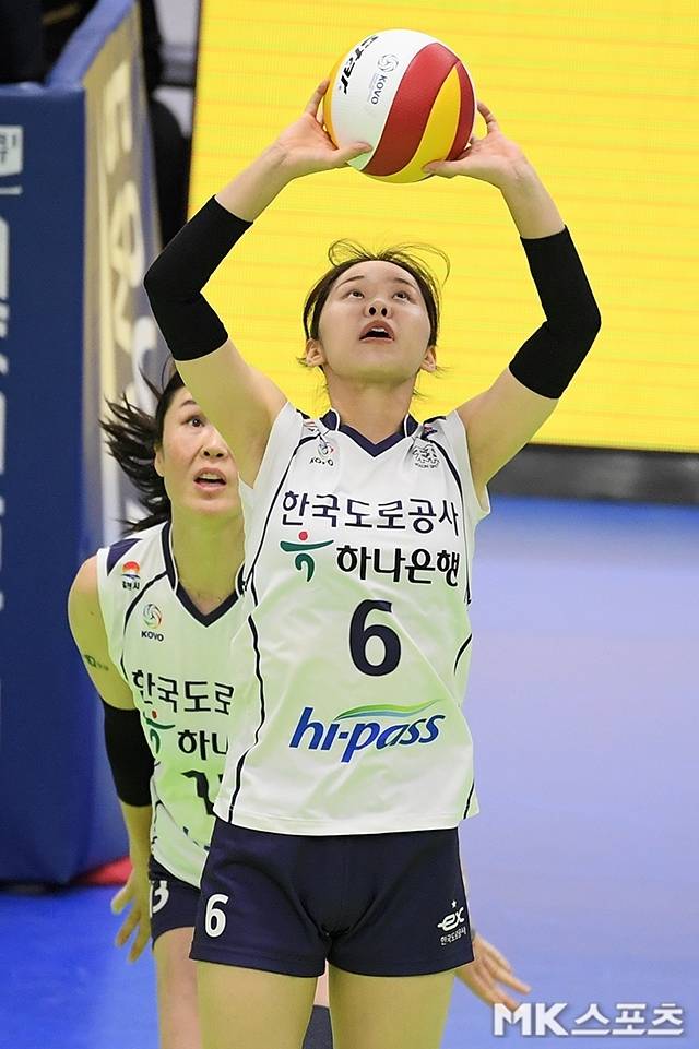 베스트7이 되고픈 중고 신인왕 출신 우승 세터 감독님은 늘 다음 시즌이 중요하다고 하셔”