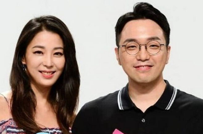 한고은♥신영수 부부결혼 8년만에 전한 소식 어썸클