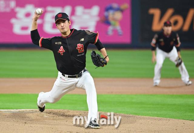 '고퀄스'가 역사를 썼다…KBO 최초 3년 연속 20QS, "스스로 큰 점수 줄 수 있을 것 같아요" [MD수원]