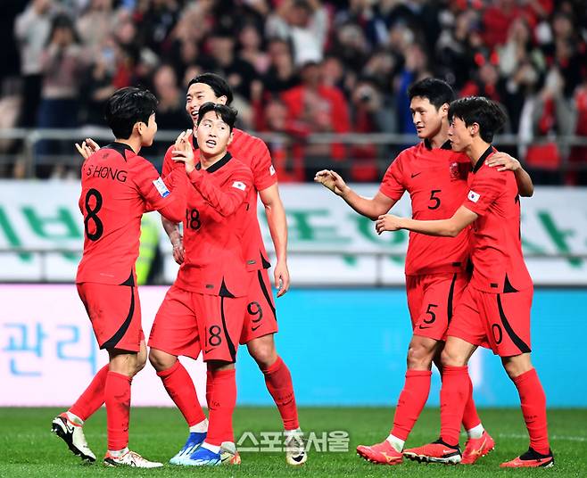 Ag 금빛 기세→a매치 데뷔골멀티골까지오늘은 ‘골든보이의 날 Ss현장