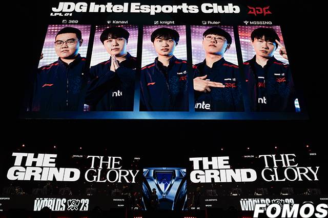 "골든 로드, 막지 마십시오" 경기력 회복 JDG, T1에 2세트 승리... 1대 1 동점