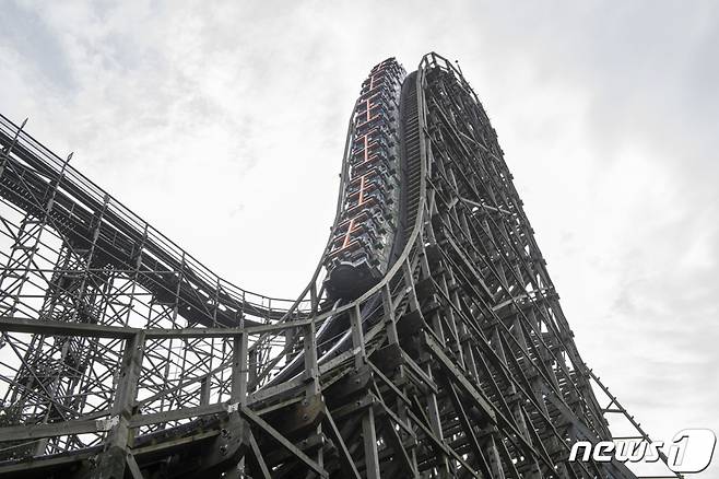 경기도 곳곳 정전수십미터 상공서 멈춘 티익스프레스
