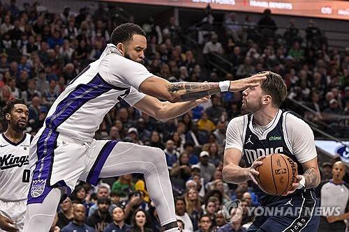 Nba 사보니스 팍스 62점 합작 새크라멘토 댈러스 꺾고 6연승 질주