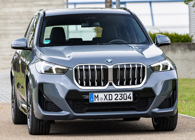 프리미엄 콤팩트 Suv 판 커지나 Bmw 뉴 X1과 볼보 Ex30 오토얼라인먼트