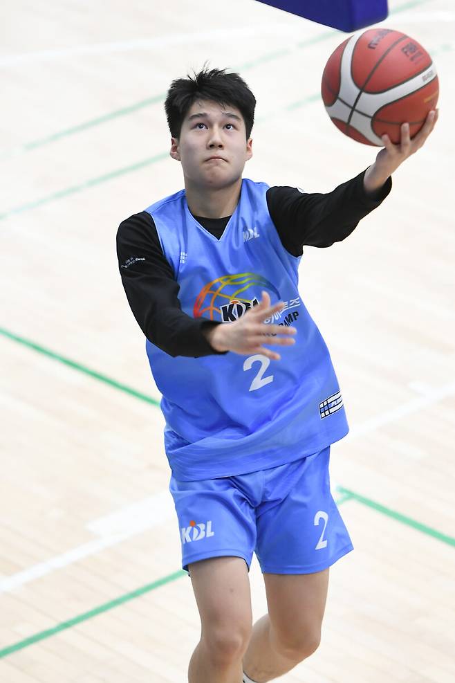 Kbl 엘리트 캠프 김병철 캠프장의 칭찬을 받은 팔룡중 배대범 차원이 다른 선수”