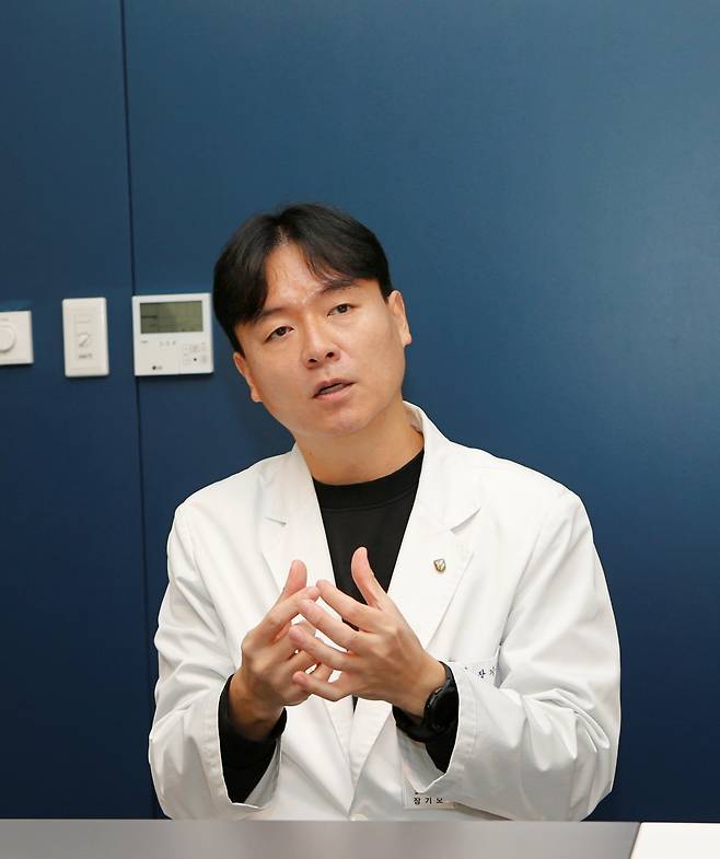 이 동작 8개만 따라하면 무릎 통증 싹∼” 베스트 닥터의 베스트 건강법