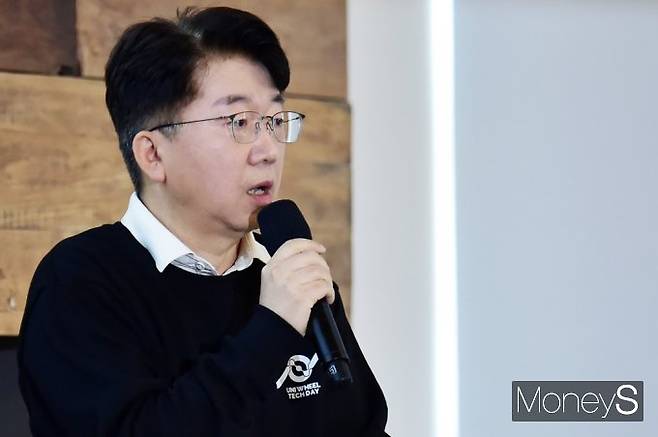 머니s픽 車 구동 역사 패러다임 전환 현대차·기아 유니휠 최초 공개