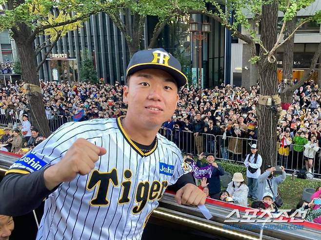 지난해 1군 기록없고 올해 연봉 야마모토의 115 선수 본인도 깜짝 놀란 신인왕 Mvp 동시 수상33년 전 노모 소환