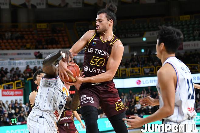 [JB프리뷰] 상반된 팀 컬러의 충돌, LG-KCC 키포인트는?