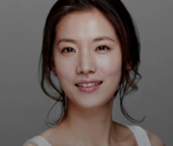 둘이 부부였어” 7년 연애 끝에 결혼한 유명 배우 커플 스포엔 뉴세이