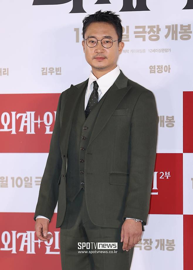포토s 조우진 연기파 배우