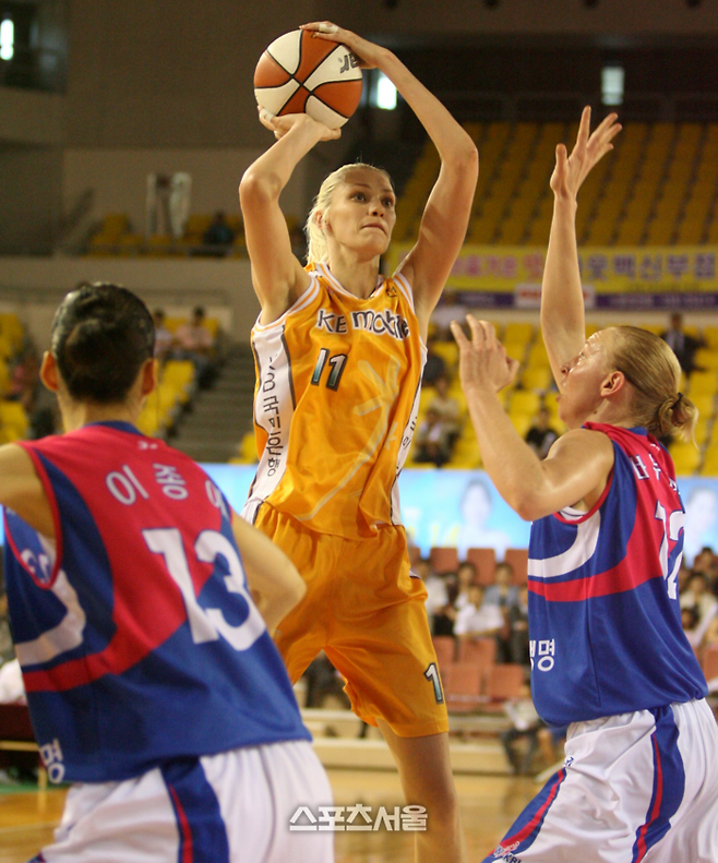‘WNBA 단 21회 진기록’…WKBL에서도 ‘덩크슛’ 볼 수 있을까 [SS 시선집중]