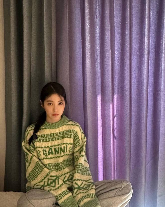키 169cm 모델 뺨치는 비율 Jyp에 딱 한명 뿐인 여배우 근황 셀럽스케치