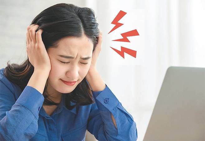 머리 전체가 깨질 듯 아플 땐 즉시 병원으로 가세요”
