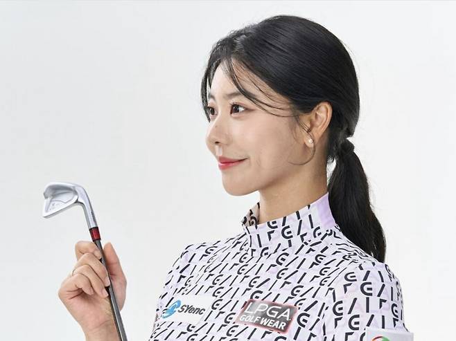 미스코리아 출신 프로골퍼 김솔비 솔로몬코드 ‘품