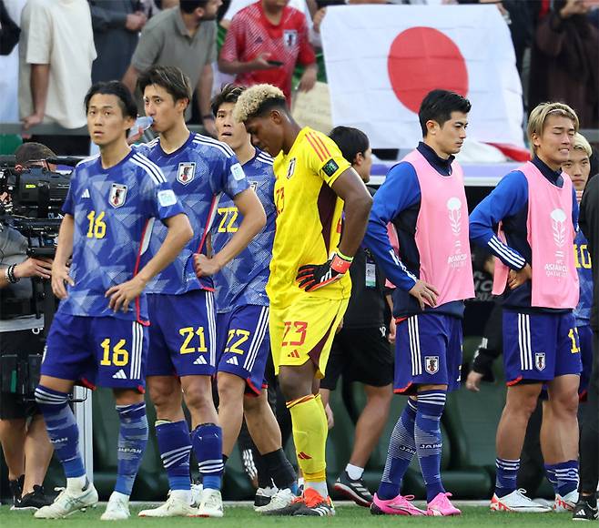 우승후보 1순위 日 이란에 역전패 8강 탈락