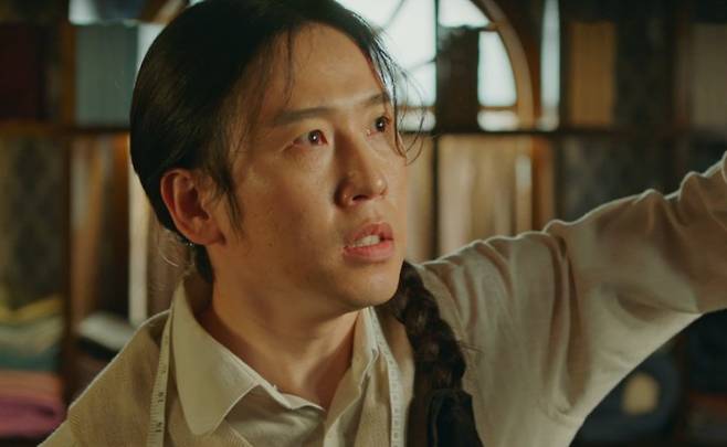 공유가 대박 날 거라 장담했는데 결국 김은숙 작가에게 픽 된 유명 방송인 스포엔 뉴세이